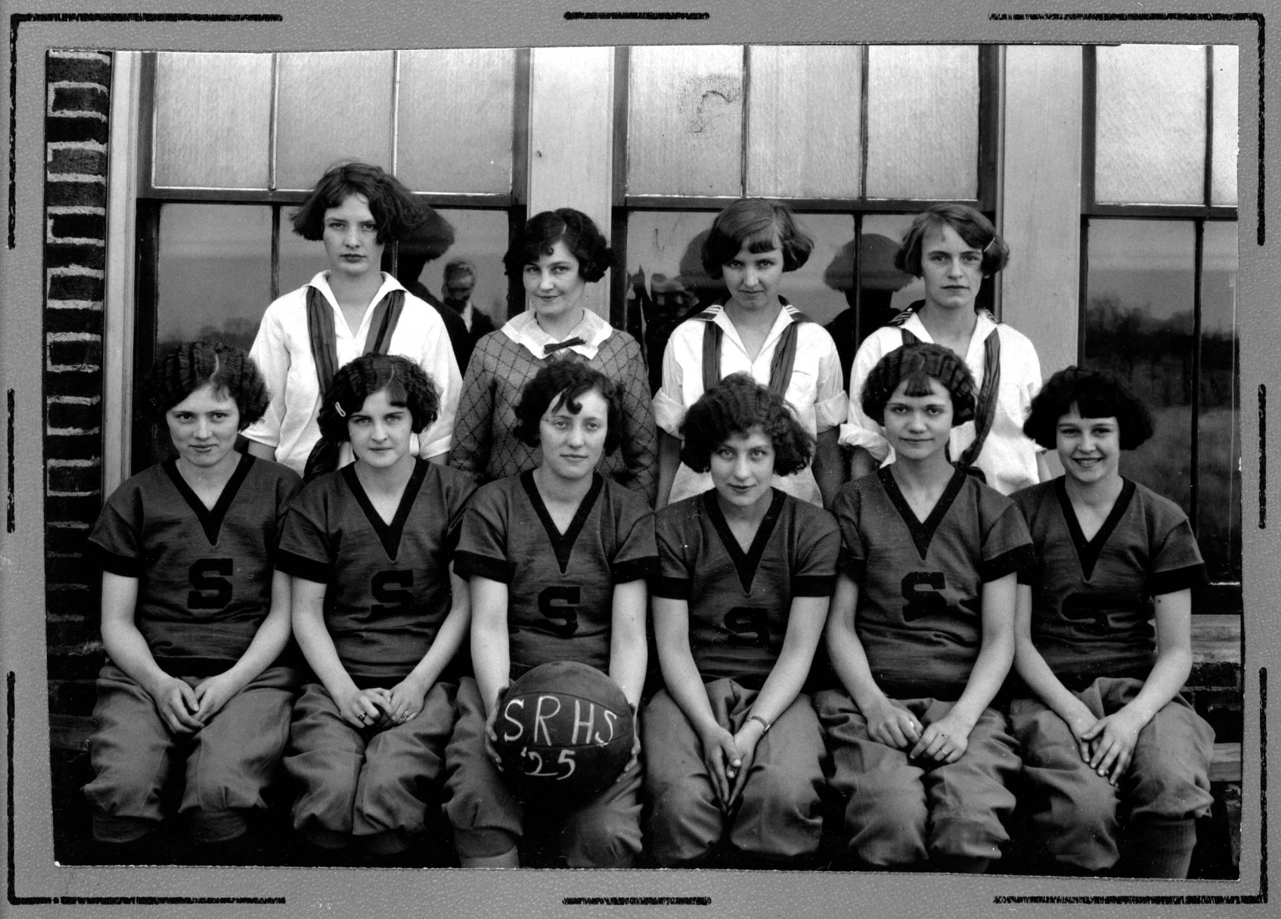 Stilwell High School Girls Basketball Team | The Pendergast Years